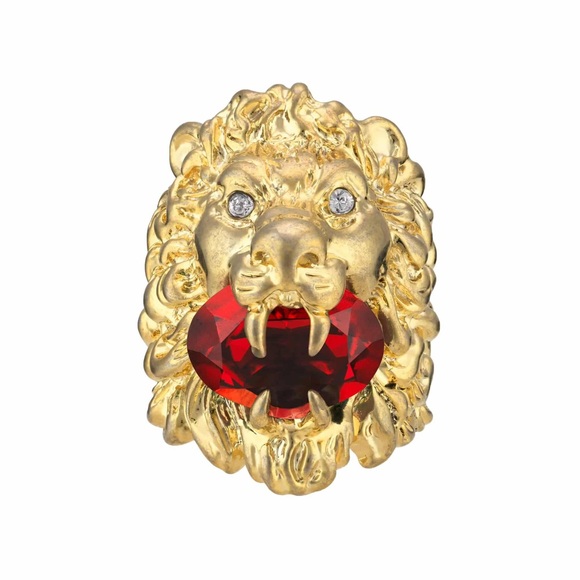 Gucci | Jewelry | Bnwt Gucci Lion Head Ring With Crystal | Poshmark